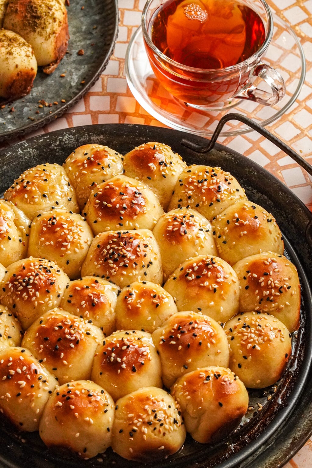 Honeycomb Bread (Khaliat Al Nahl) - FalasteeniFoodie