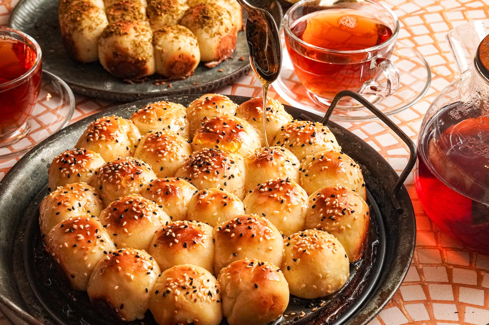 Honeycomb Bread (Khaliat Al Nahl) - FalasteeniFoodie