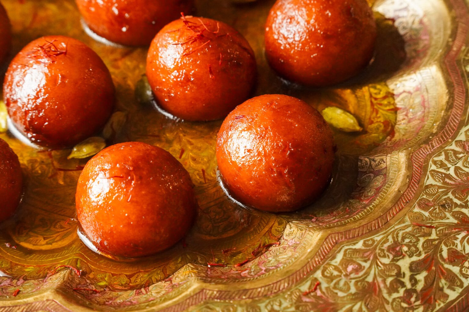 Easy Gulab Jamun - FalasteeniFoodie