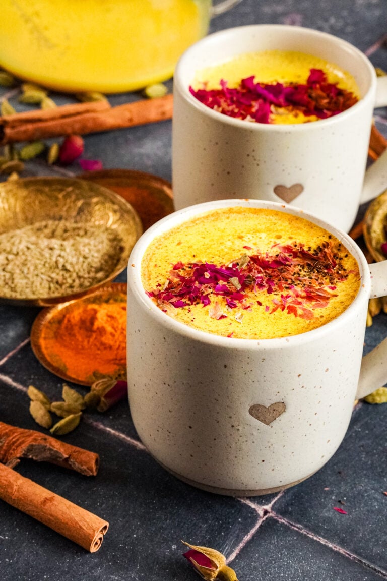 Golden Milk (Turmeric Latte) - FalasteeniFoodie