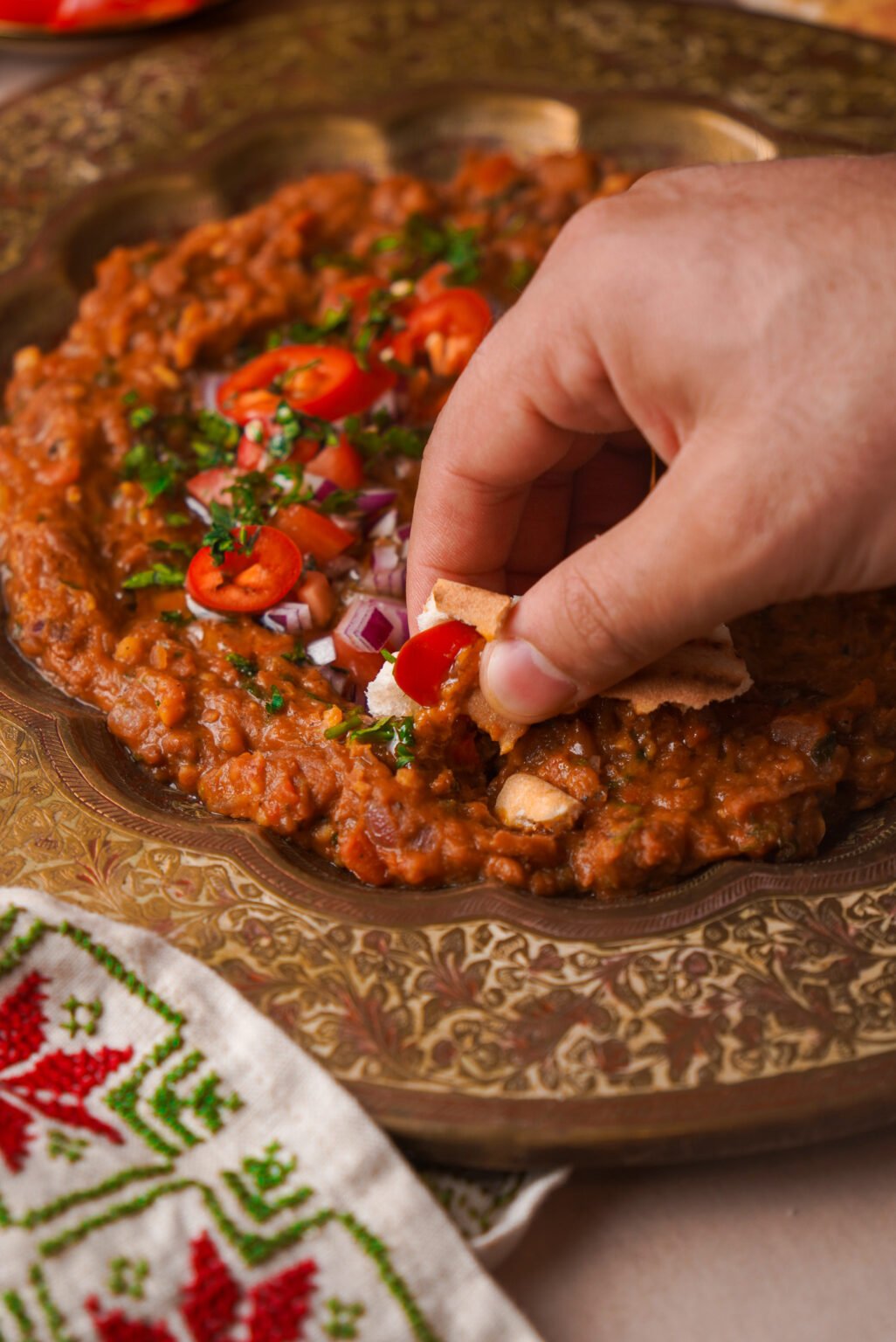 Yemeni Foul (Fava Bean Stew) - FalasteeniFoodie