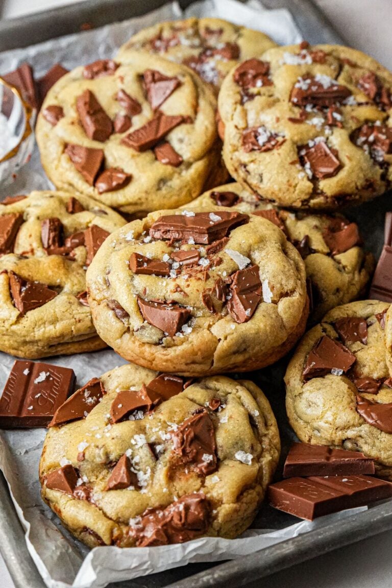 Levain Bakery-Style Chocolate Chip Cookies (Soft, Moist, and Huge ...